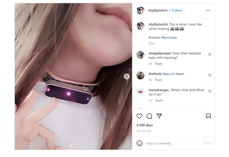 The following are some of her photos with her friends on Twitchcon: